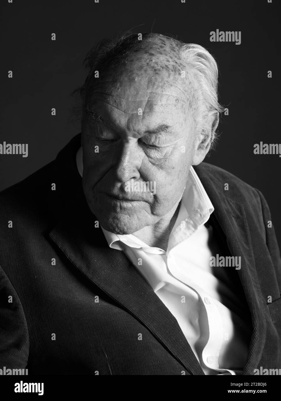 Timothy west and prunella scales hi-res stock photography and images ...