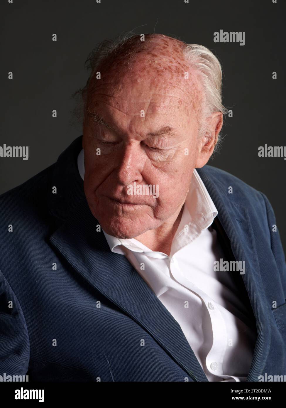 Timothy west and prunella scales hi-res stock photography and images ...