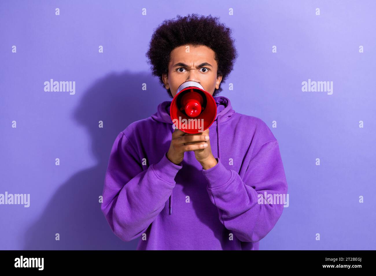 Portrait of unsatisfied outraged person hands hold communicate ...