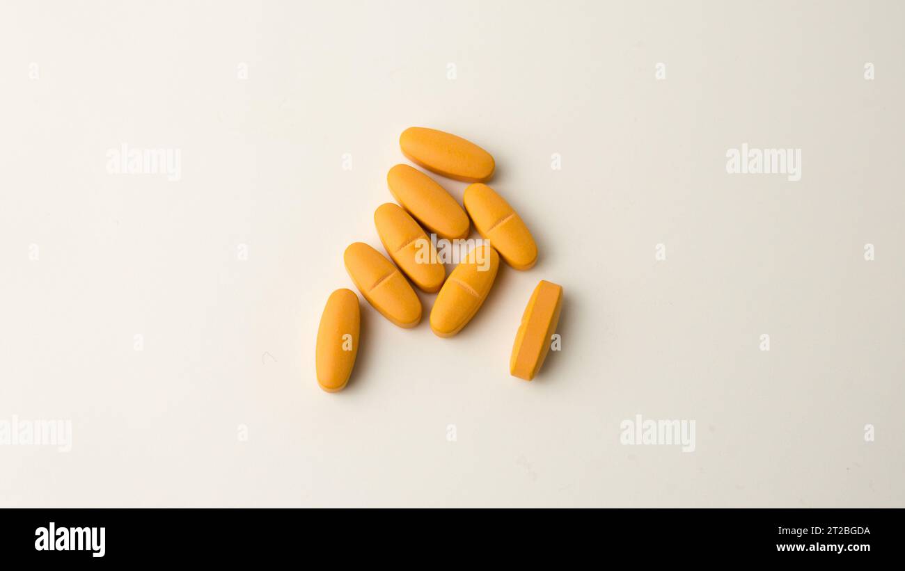 Hand assortment pills hi-res stock photography and images - Alamy