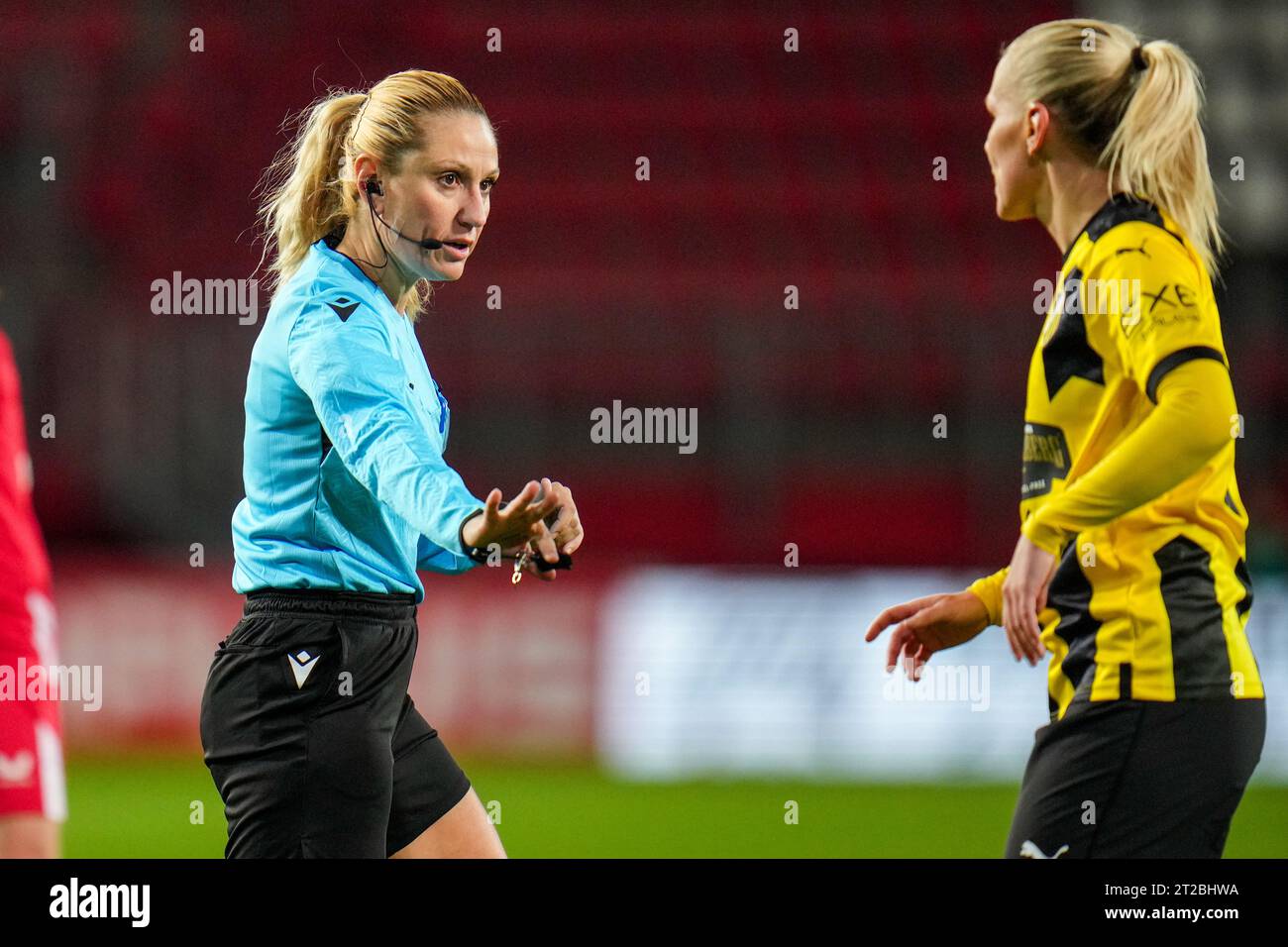 Bk hacken women hi-res stock photography and images - Alamy