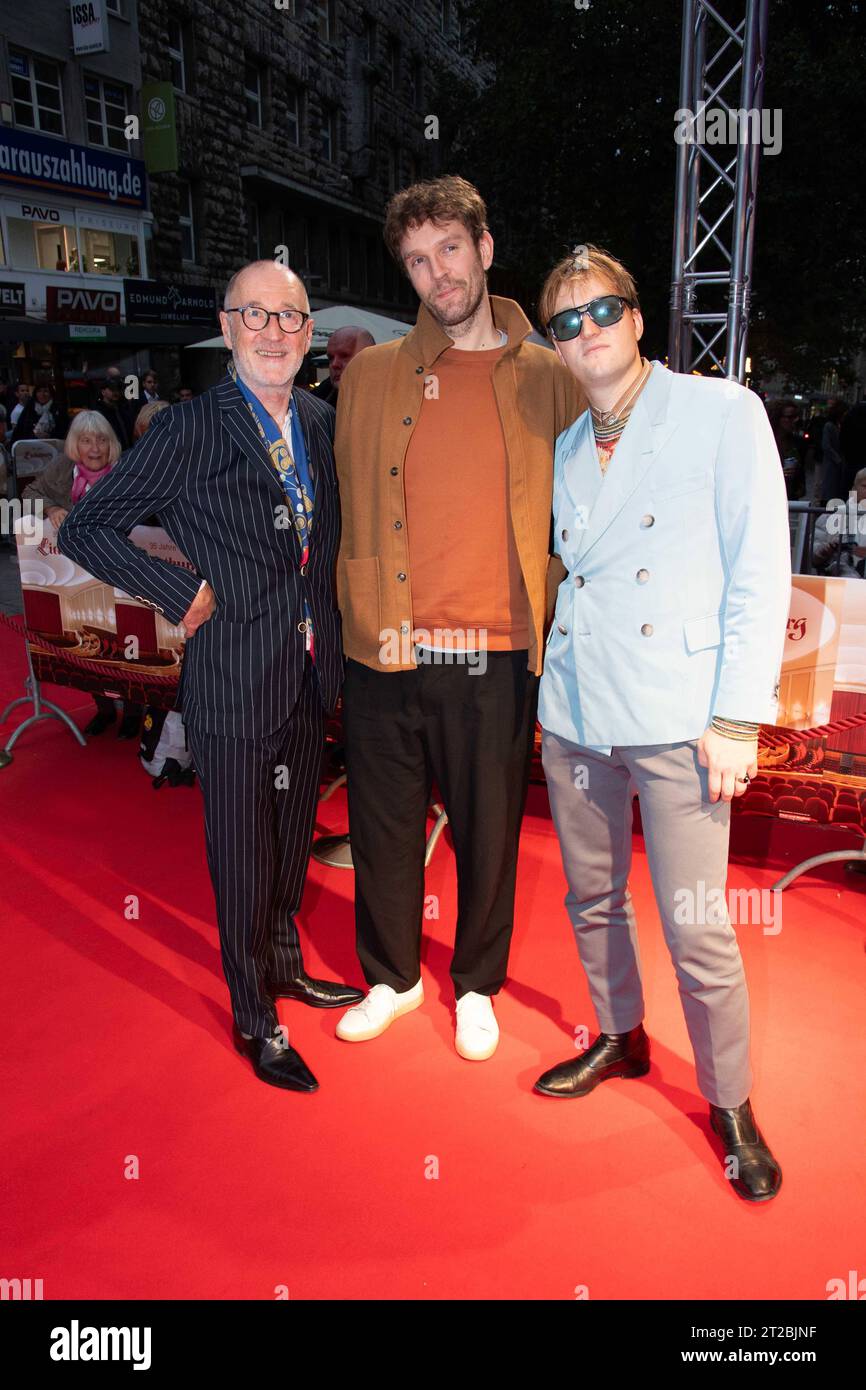 Director peter timm hi-res stock photography and images - Alamy