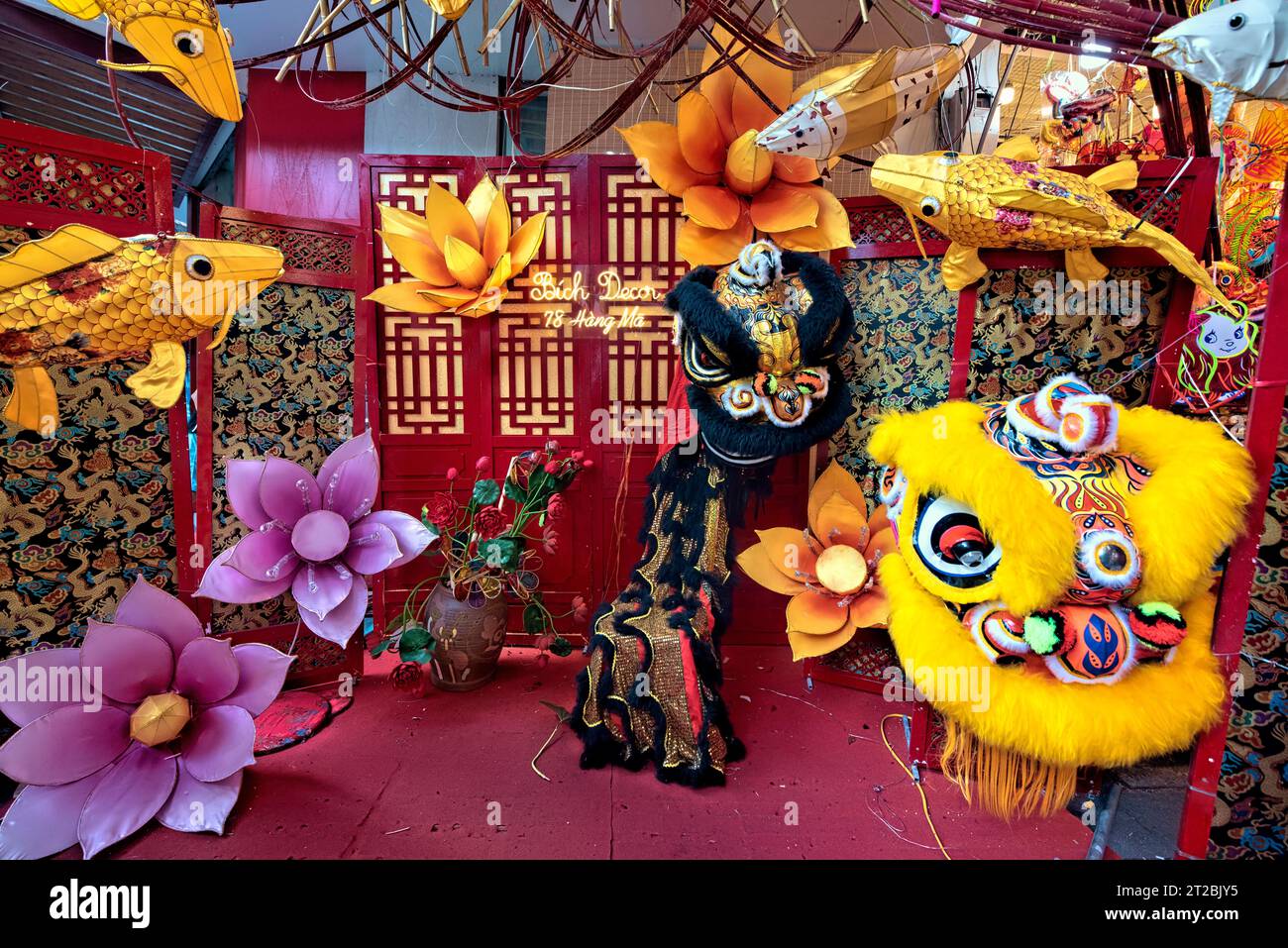 Mid-Autumn Festival (Moon Festival) decorations, Hanoi, Vietnam Stock ...