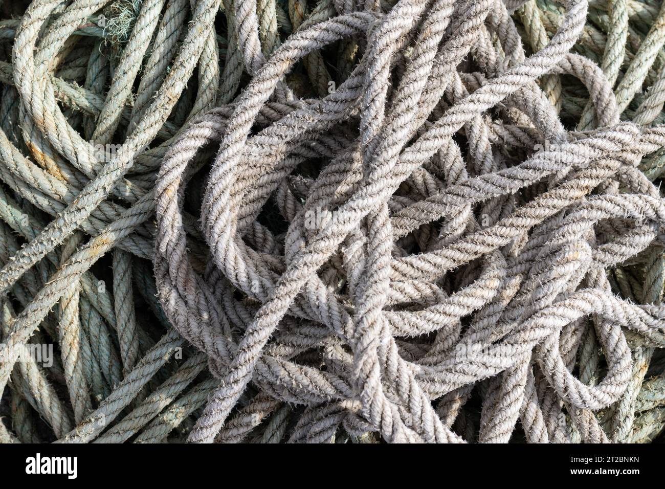 Tangled Ship rope background. Full frame Stock Photo - Alamy