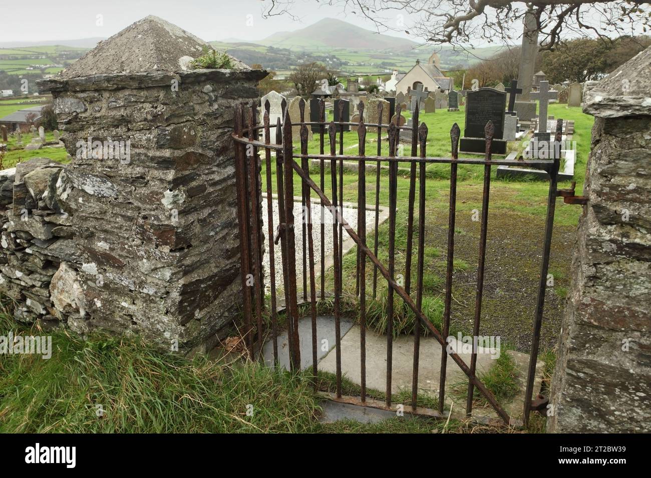 Kirk gate hi-res stock photography and images - Alamy