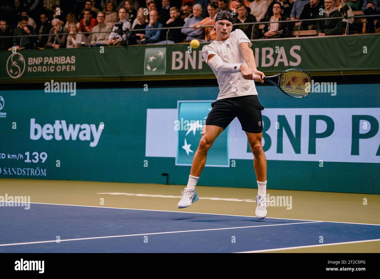 Stockholm, Kungliga tennishallen, Gaël Monfils against Márton Fucsovics ...