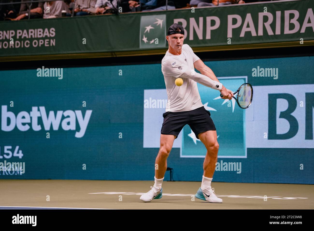 Stockholm, Kungliga tennishallen, Gaël Monfils against Márton Fucsovics ...