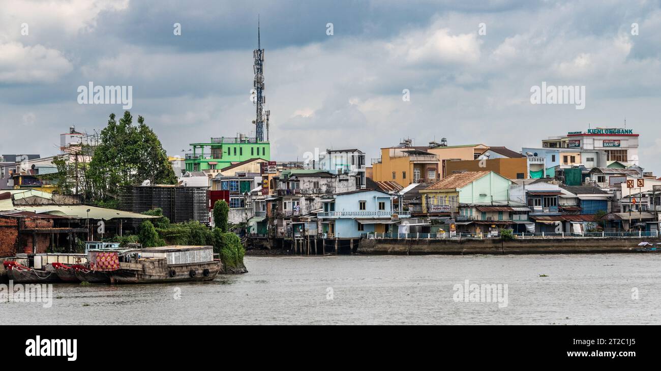 Mekong delta vietnam tourist hi-res stock photography and images - Alamy