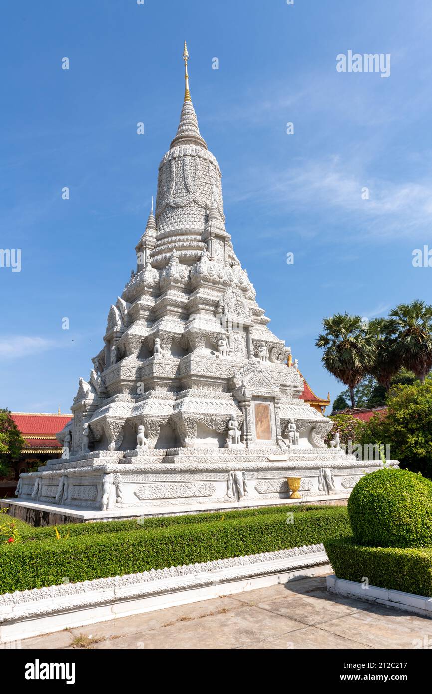 Khmer pagoda hi-res stock photography and images - Alamy