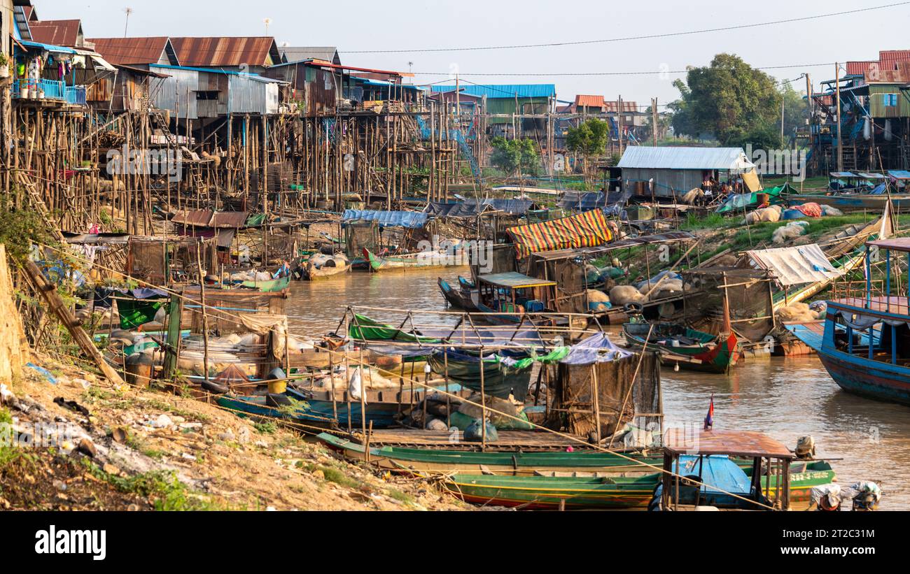 Village Life at Kampong Phluk Floating Village, Lake Tonle Sap, Siem ...