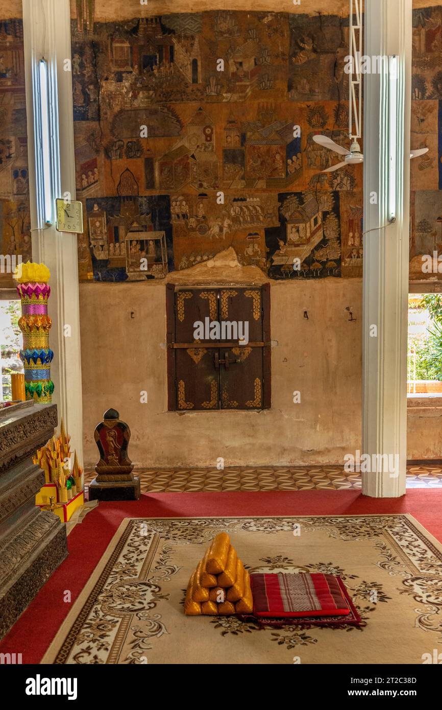 Wat Bo Temple and Paintings, Siem Reap, Cambodia Stock Photo - Alamy