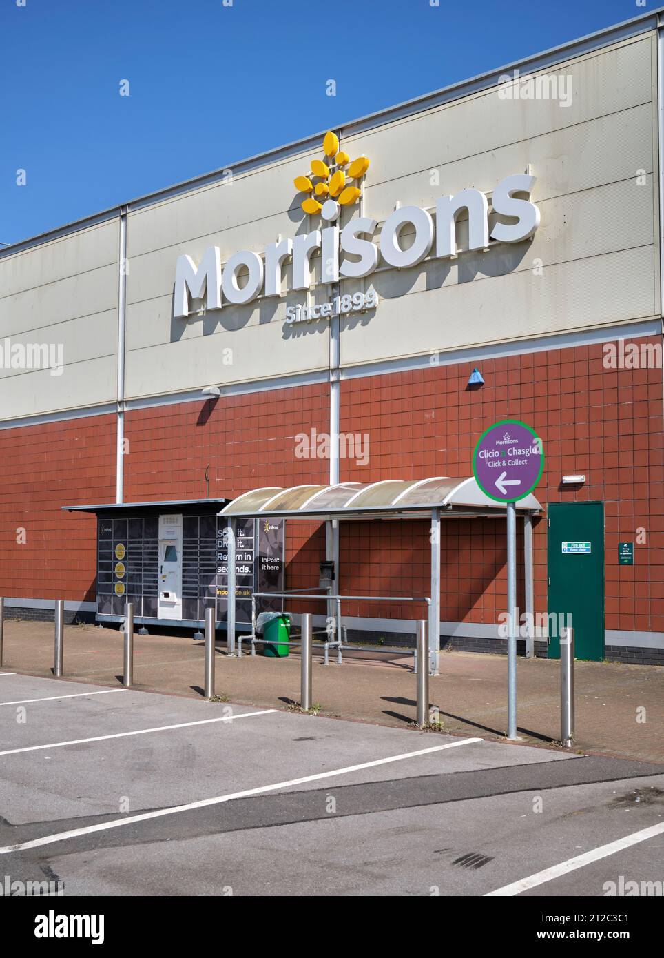 Wales morrisons hi-res stock photography and images - Alamy
