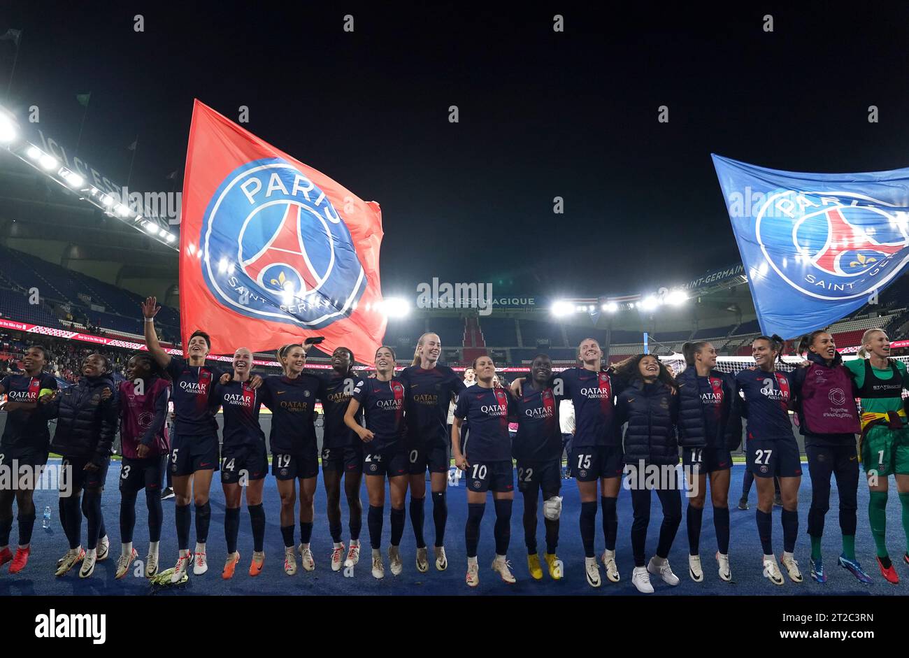 Paris Saint-Germain players celebrate the win after the UEFA Women's ...