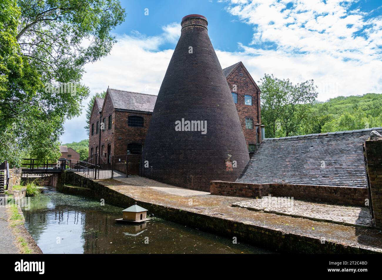 Bottle kiln museum hi-res stock photography and images - Alamy