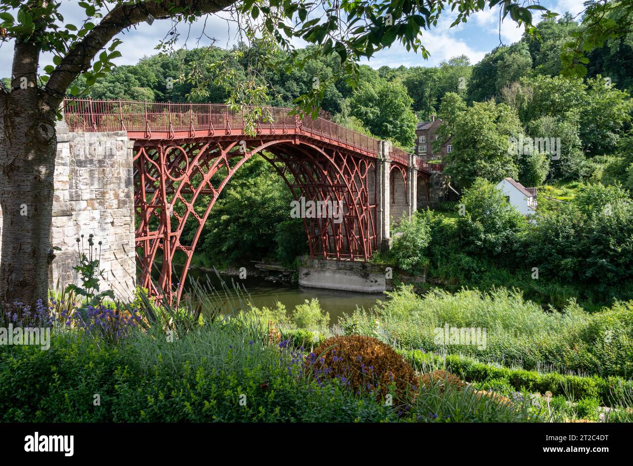 Ironbridge, The First Cast Iron Bridge in the Worl. Shropshire, UK ...