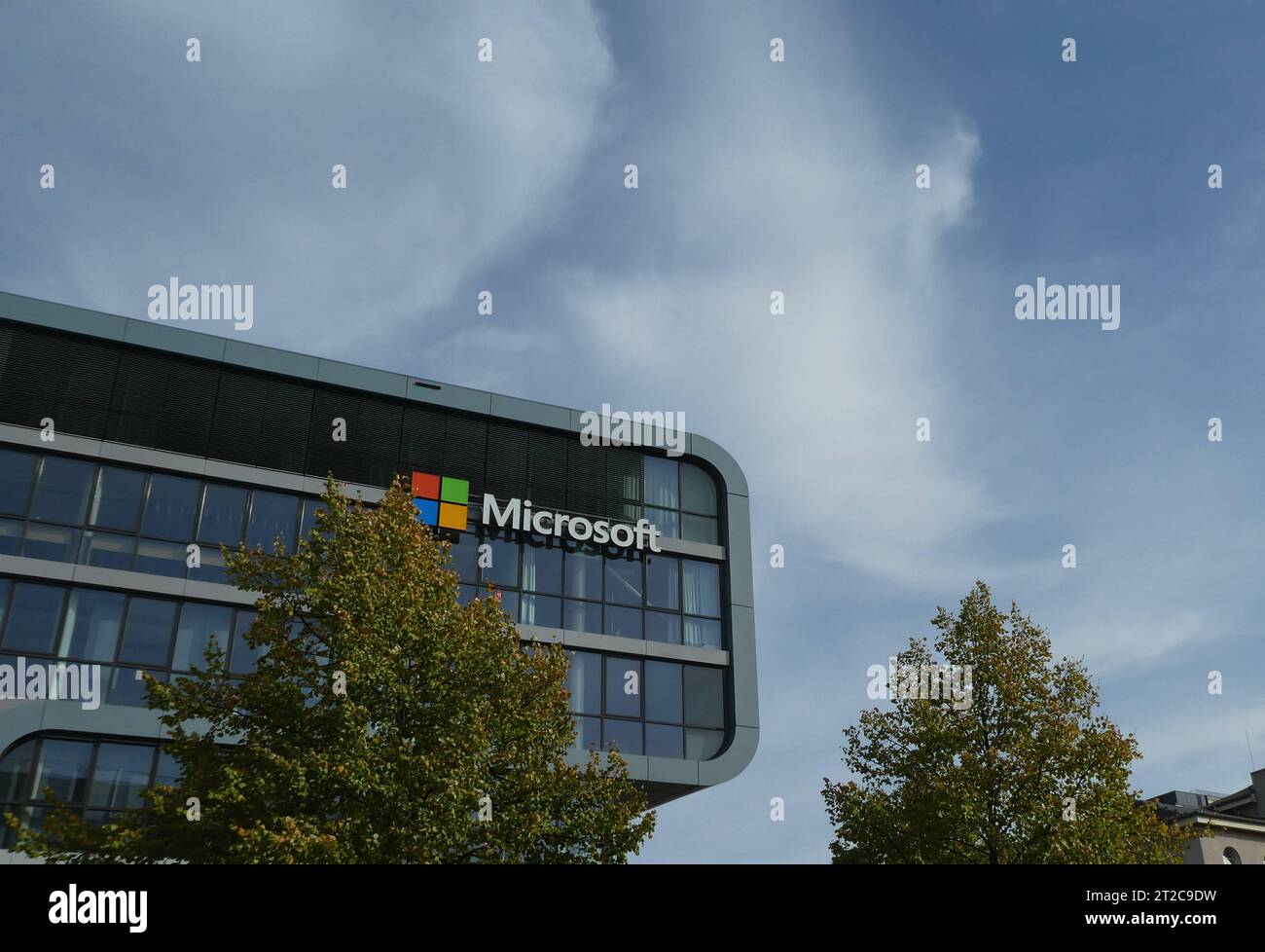 Hard und software hi-res stock photography and images - Alamy