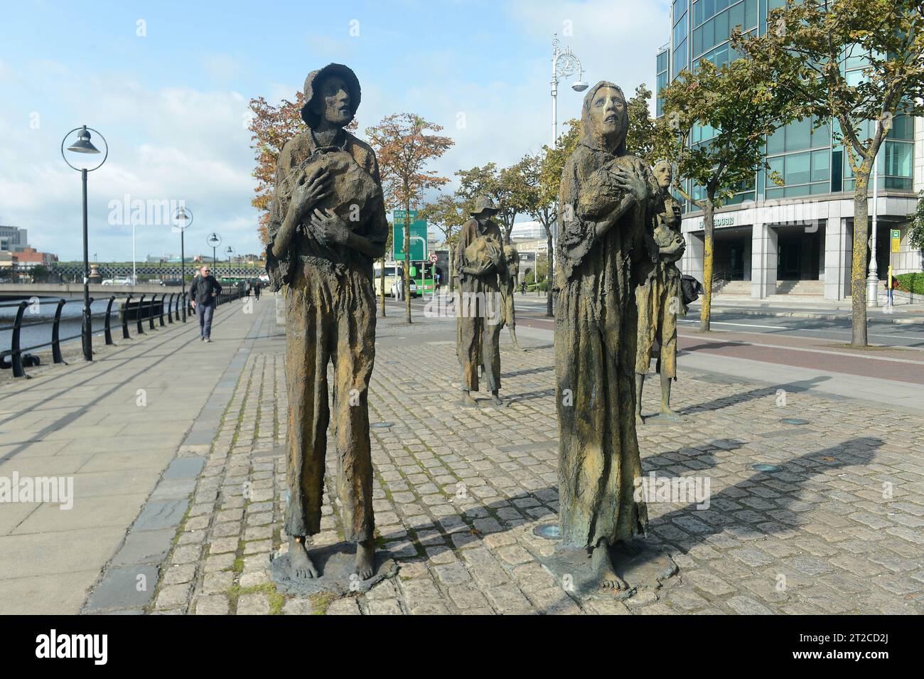 Dublin, Ireland. 4th Oct, 2023. 20231004: Emaciated men and women in ...