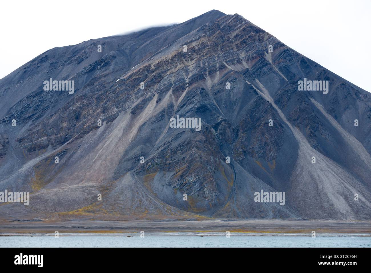 Landscape view of Isfjorden, Svalbard, August 2018 Stock Photo - Alamy