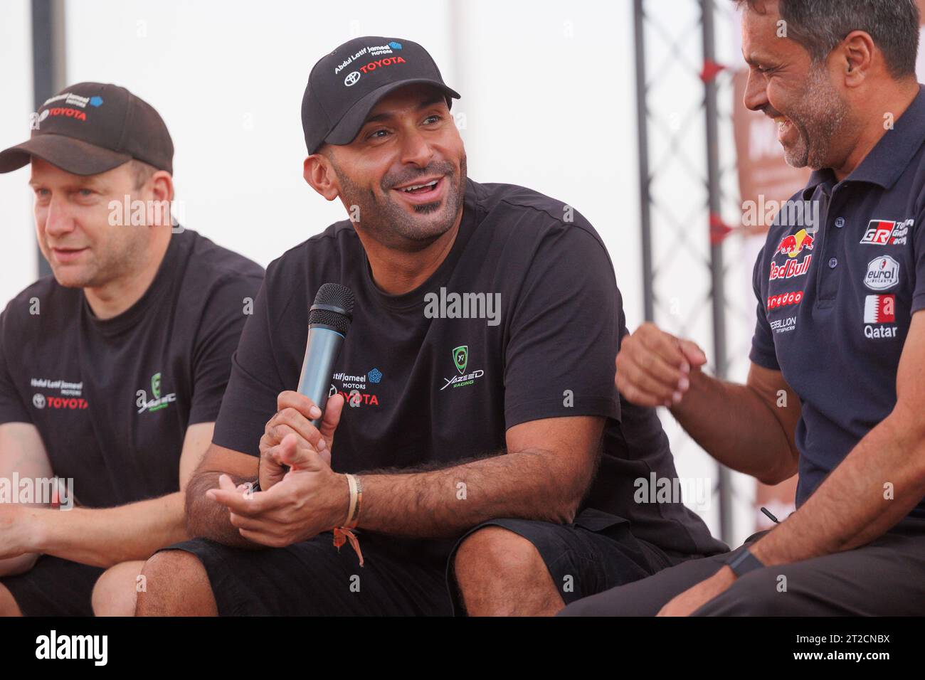 AL RAJHI Yazeed (sau), Overdrive Racing, Toyota Hilux Overdrive, FIA ...