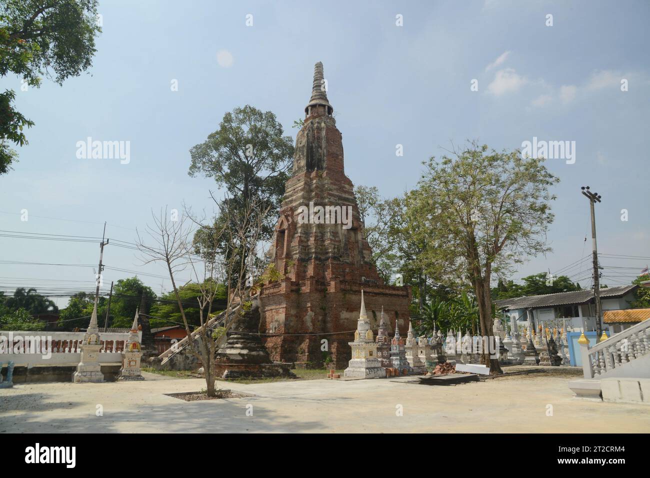 The main chedi is located behind the chapel of Wat Mai Prachamphon. It ...