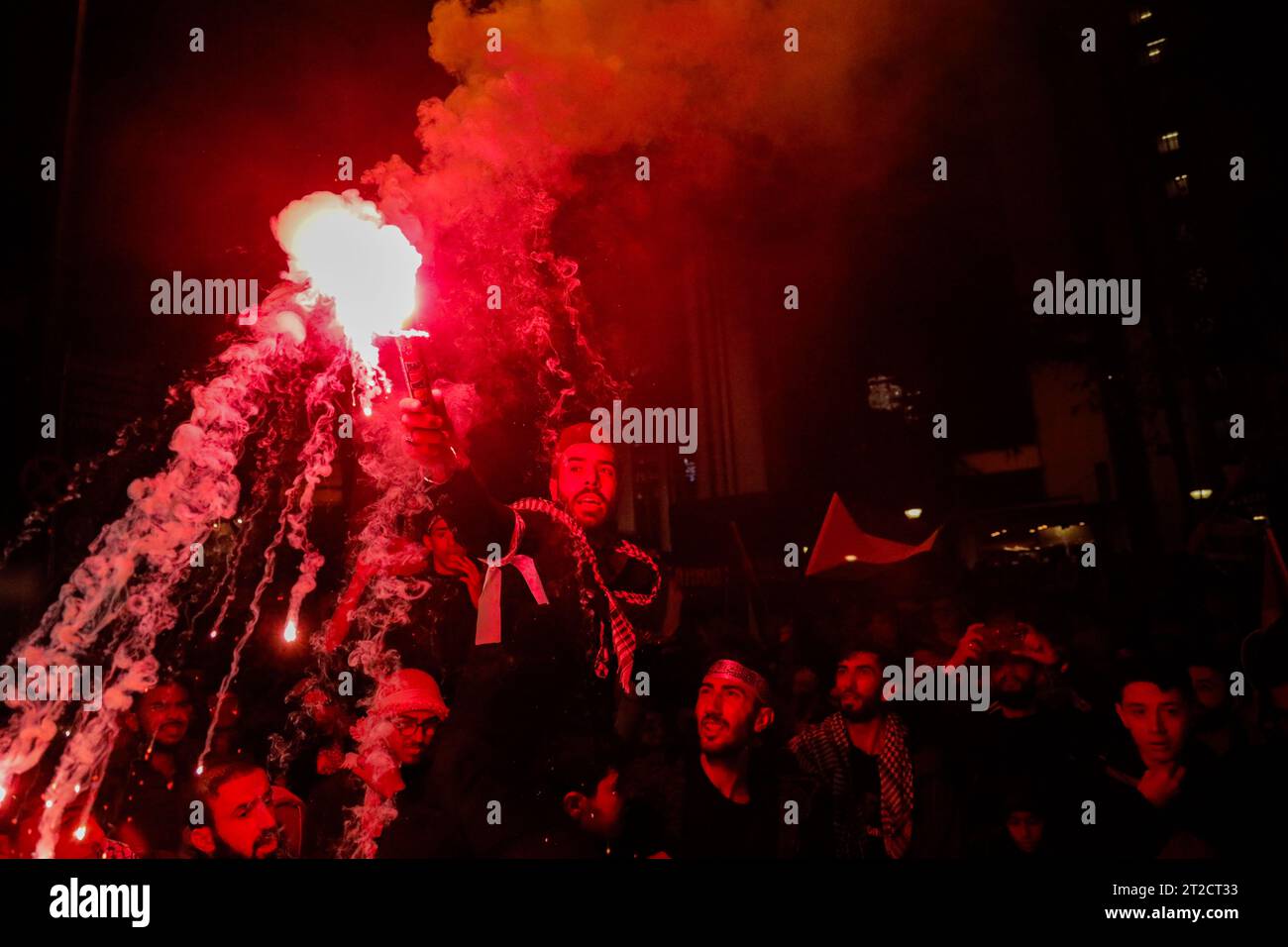 Istanbul, Istanbul, Turkey. 18th Oct, 2023. Hundreds of Turks and ...