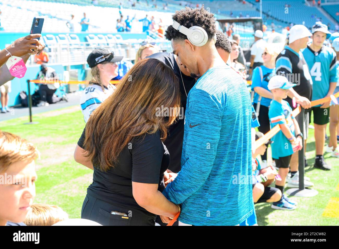 Carolina Panthers quarterback Bryce Young (9) prays with his parents ...