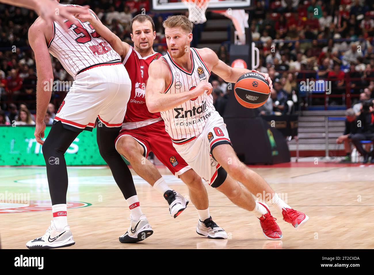 Milan, Italy, Italy. 17th Oct, 2023. Italy, Milan, oct 17 2023: Thomas ...