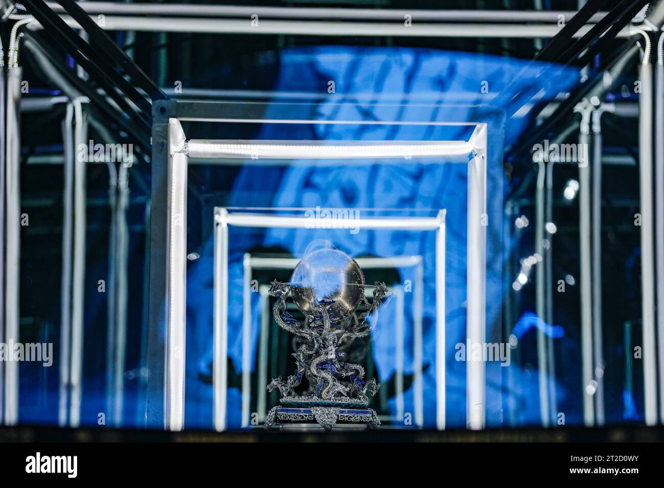 (231019) -- CHENGDU, Oct. 19, 2023 (Xinhua) -- This photo taken on Oct ...