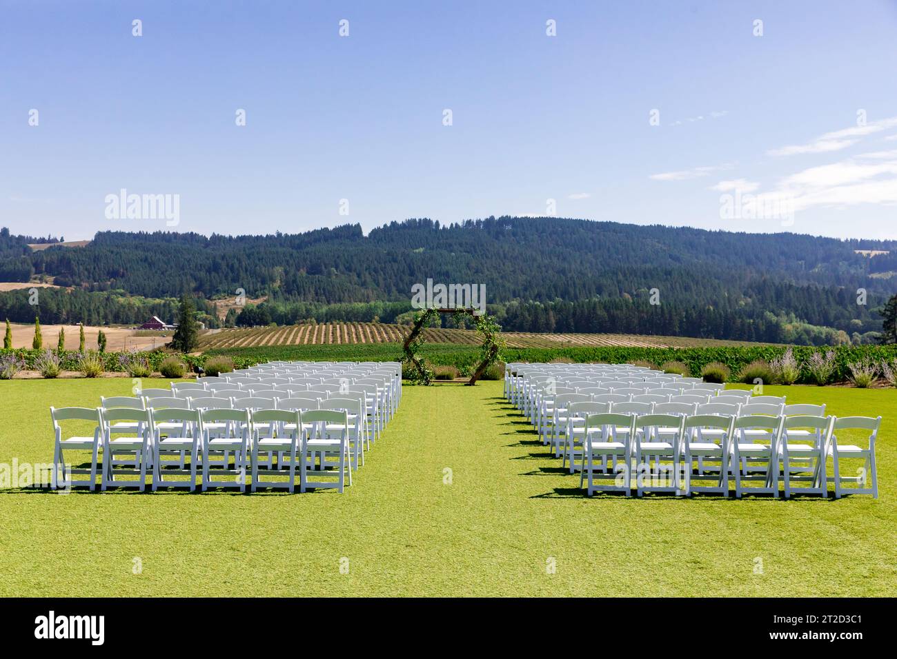 Wedding Ceremony Location in Oregon Stock Photo - Alamy