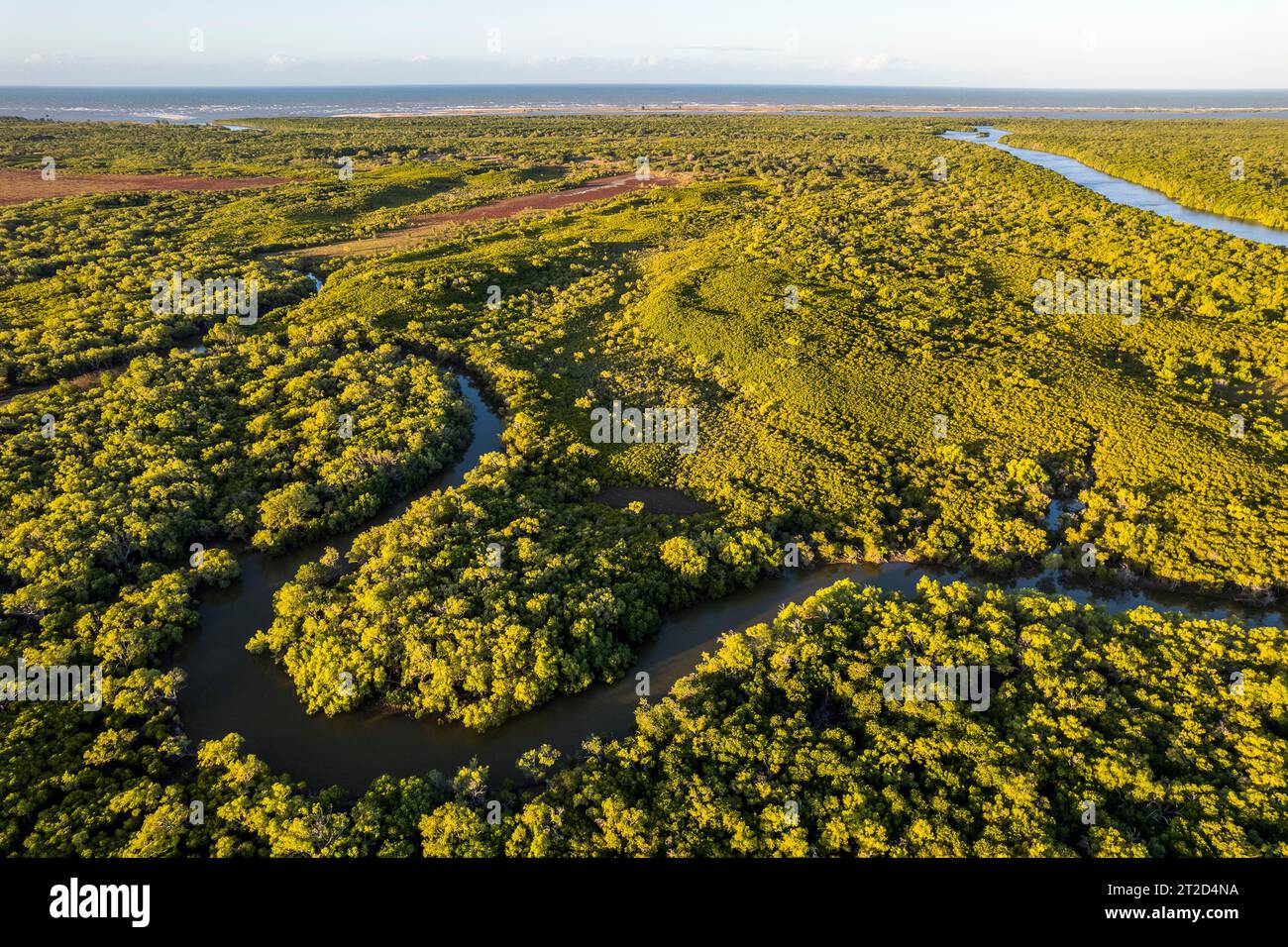 Burdekin river queensland australia hi-res stock photography and images ...