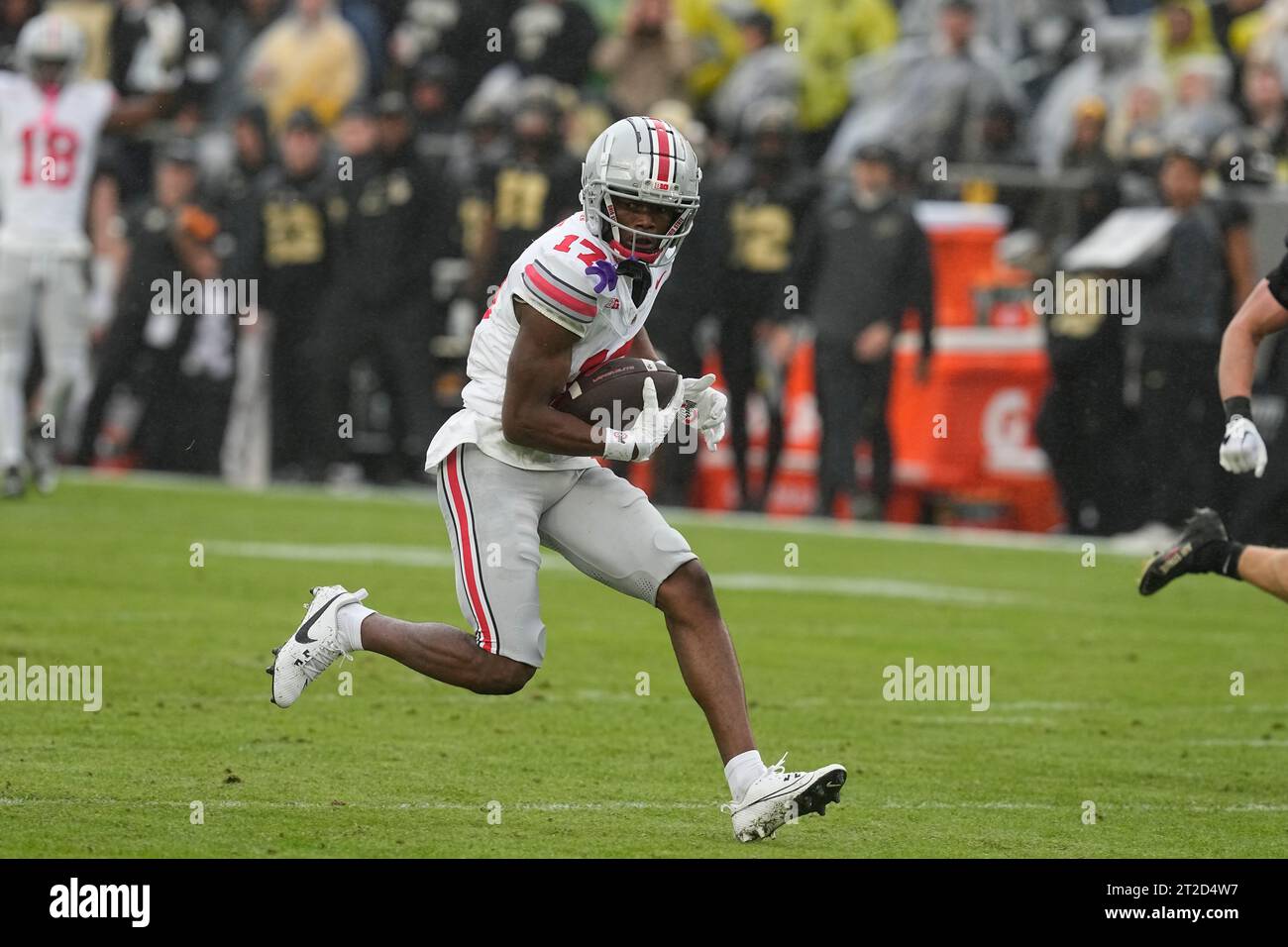 Ohio State wide receiver Carnell Tate runs during the second half of an ...