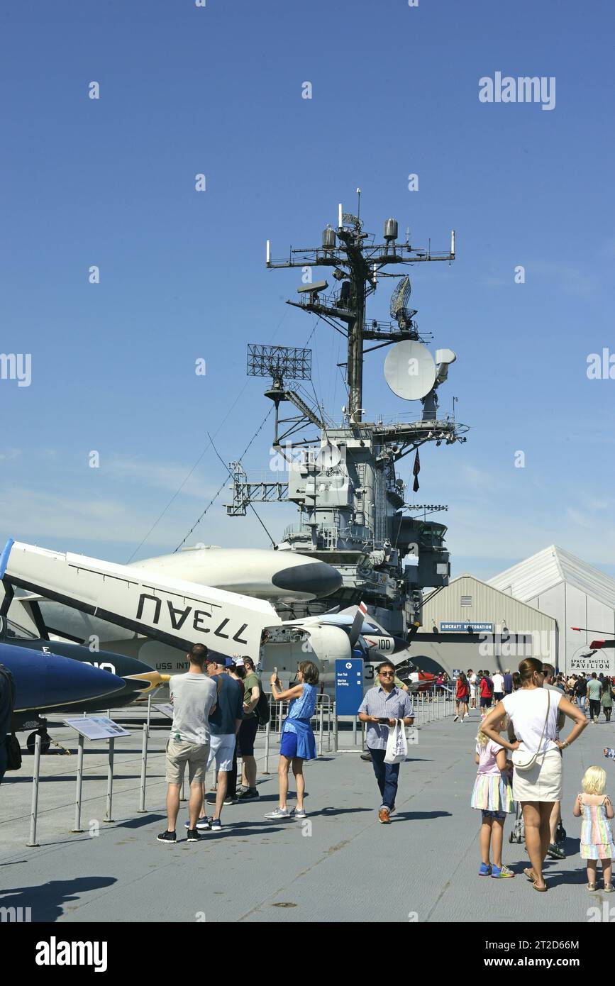 Intrepid aircraft carrier Sea, Air & Space Museum is an American ...