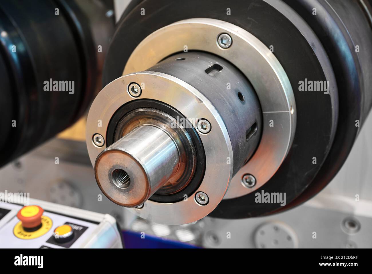 Machine with black hardened steel rollers to roll wire and control ...