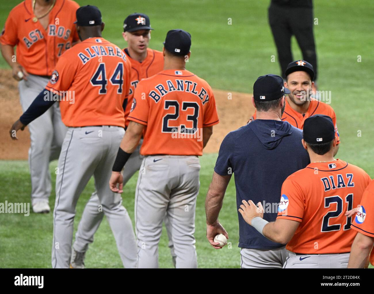 Arlington, United States. 18th Oct, 2023. Houston Astros players ...
