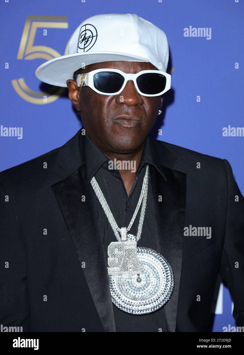Flavor Flav arrives at The City of Hope Spirit of Life Gala held at The ...