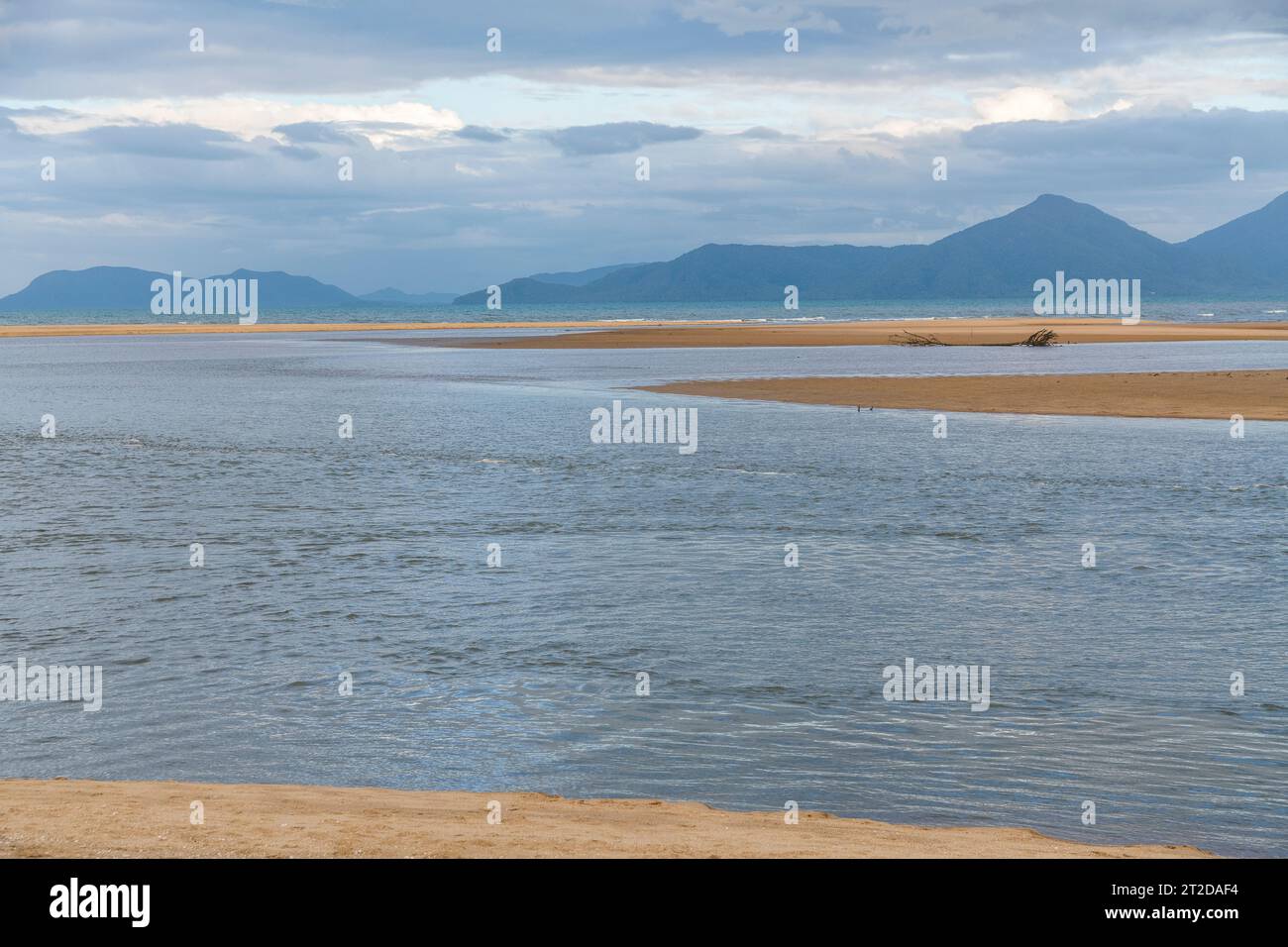Yorkeys Knob beach, Yorkeys Knob, Cairns, Queensland, Australia Stock ...