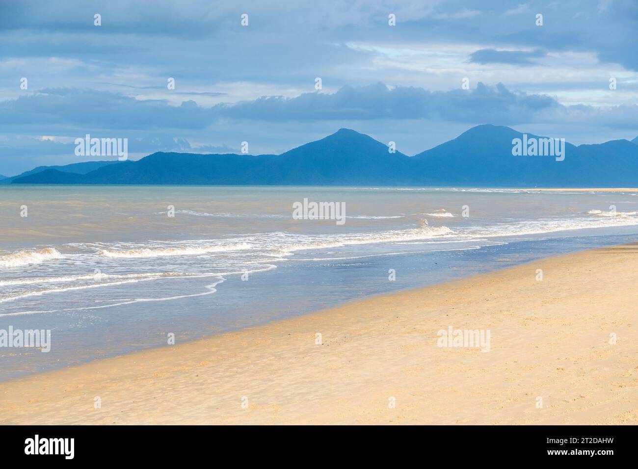 Yorkeys Knob beach, Yorkeys Knob, Cairns, Queensland, Australia Stock ...