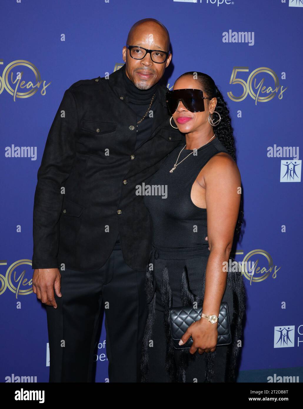 Warren G arrives at The City of Hope Spirit of Life Gala held at The ...