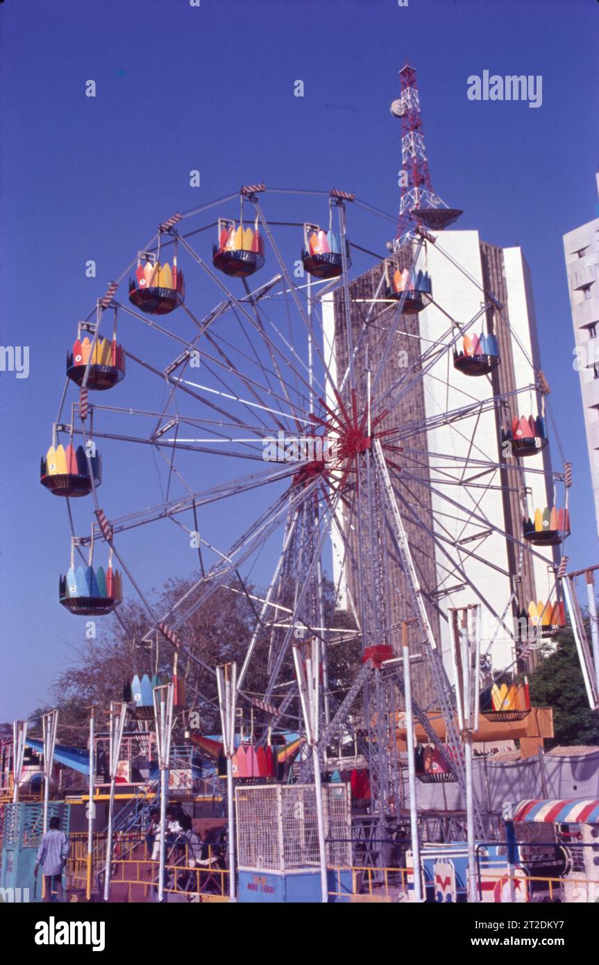 Bucket shape seats hi-res stock photography and images - Alamy