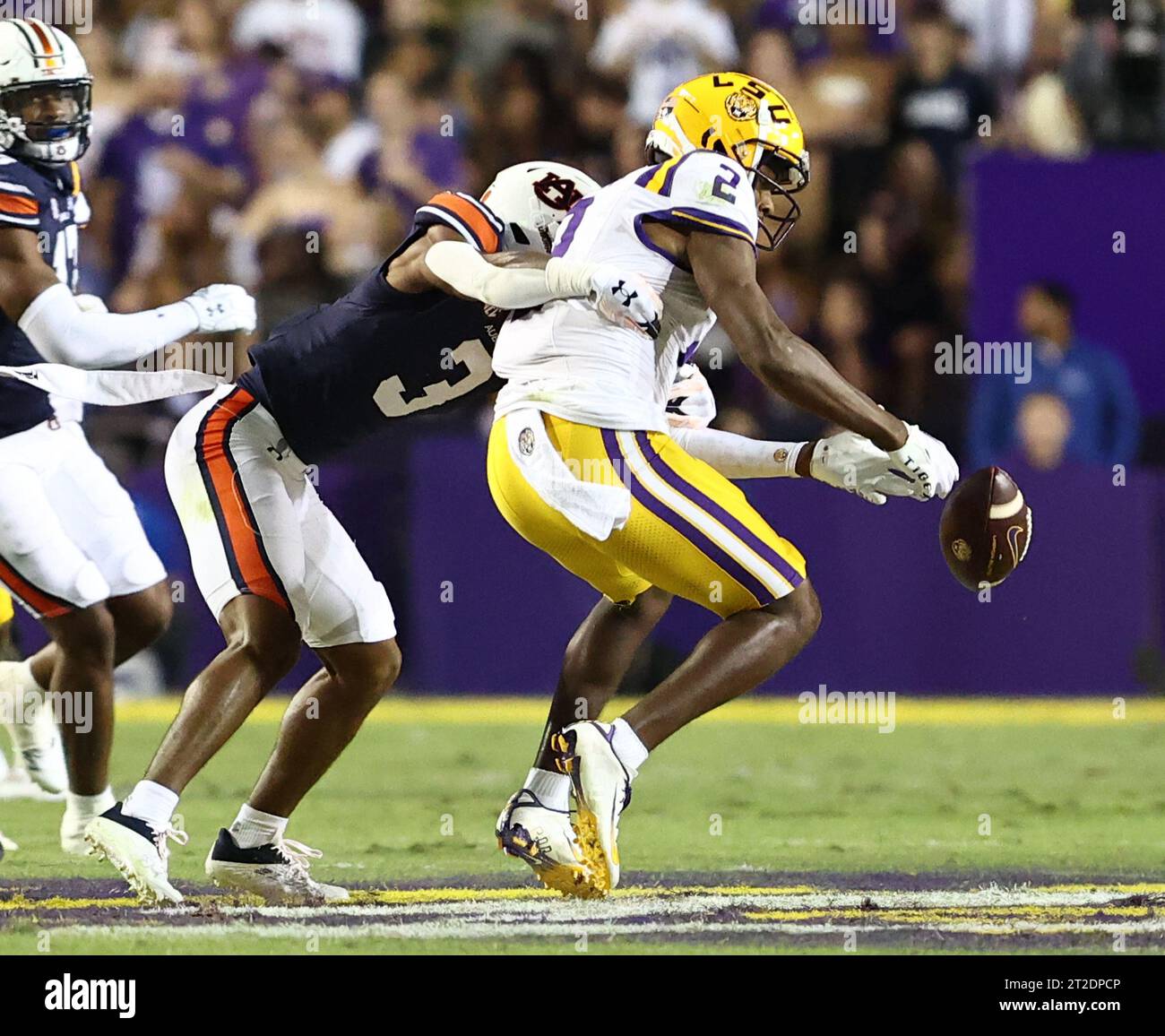 Auburn Tigers cornerback Kayin Lee (3) breaks up a pass that was ...