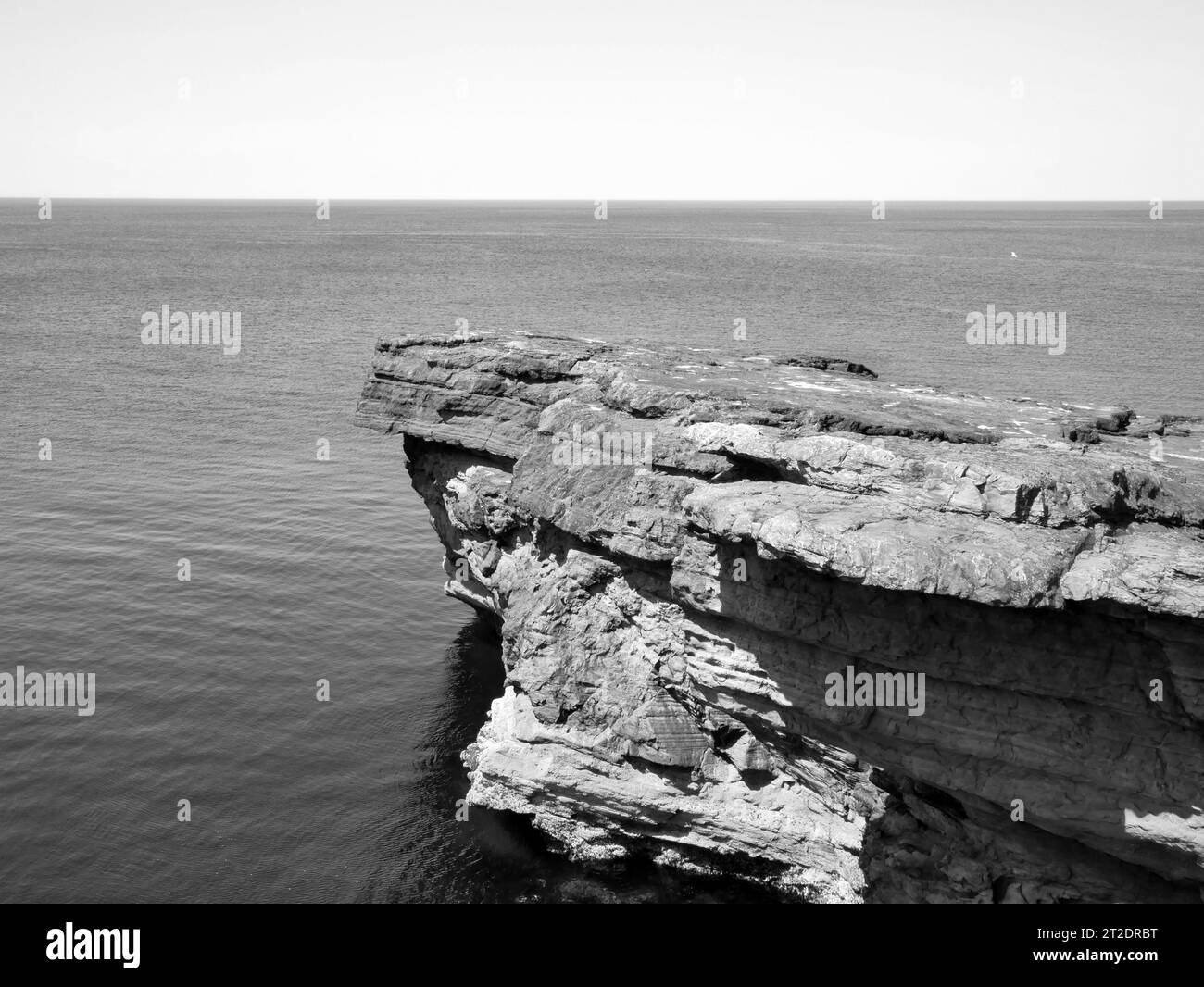 Cliffs and Atlantic ocean, rocks canyon and laguna, beauty in nature ...