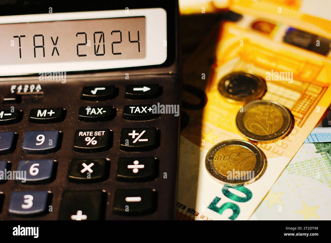 Payment strategy text calculator hi-res stock photography and images ...