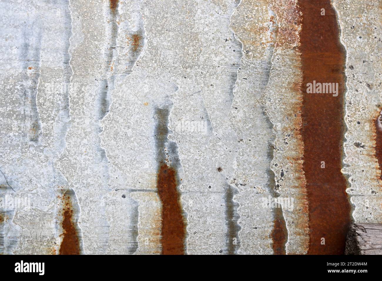 Oxidized zinc wall hi-res stock photography and images - Alamy