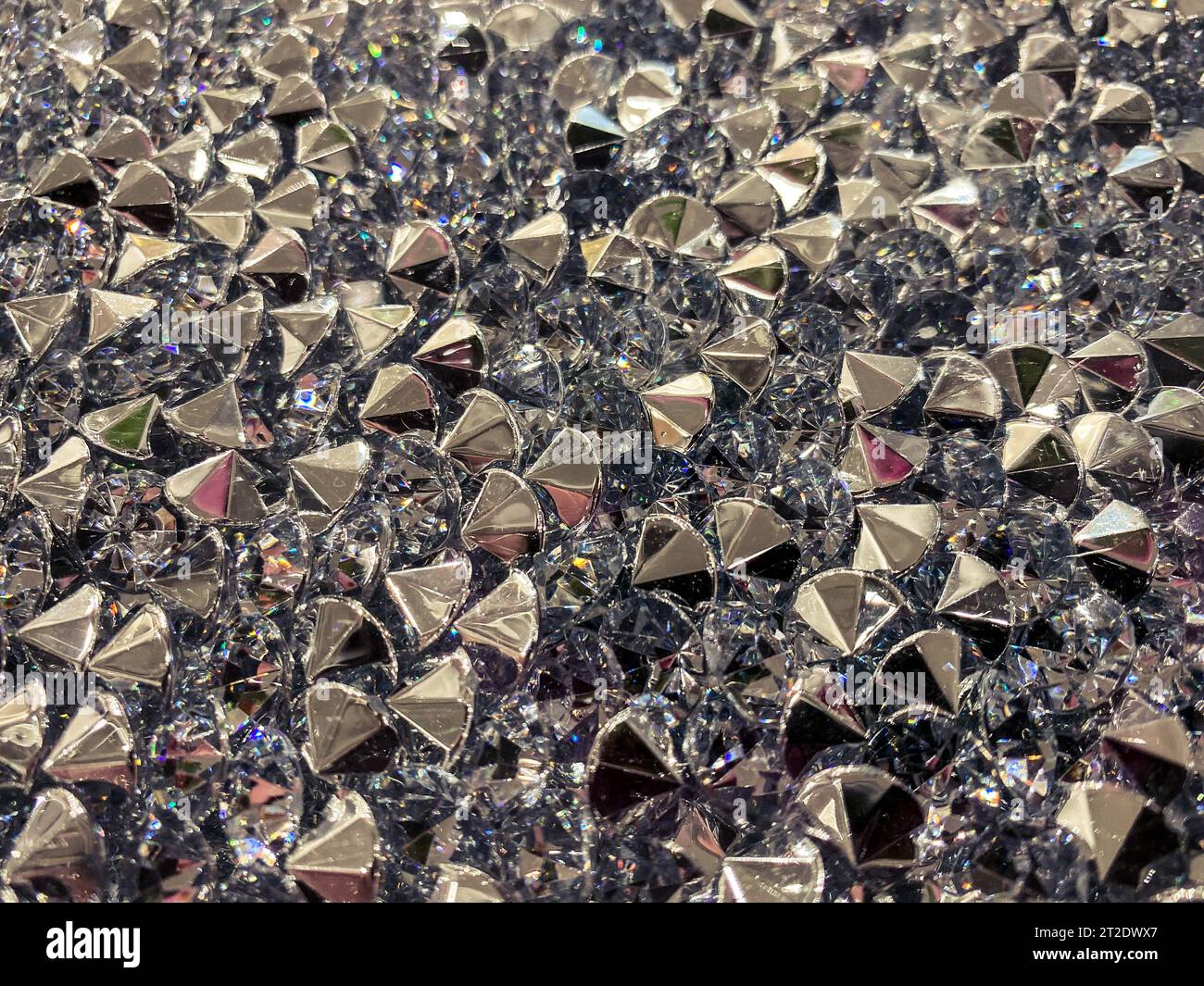 Glitter stones hi-res stock photography and images - Alamy