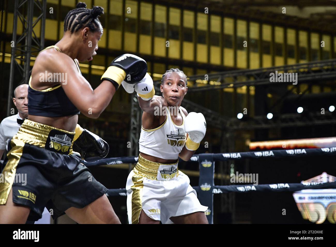 Paris, France. 18th Oct, 2023. French boxer Davina Michel (L) competes ...