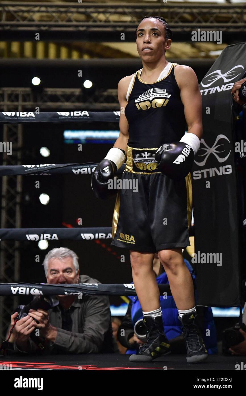 Paris, France. 18th Oct, 2023. French boxer Wassila Lkhadiri stands up ...