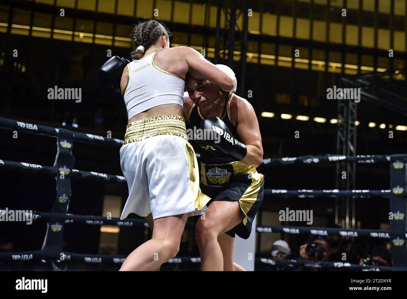 Paris, France. 18th Oct, 2023. Irish boxer Michaela Walsh (L) competes ...