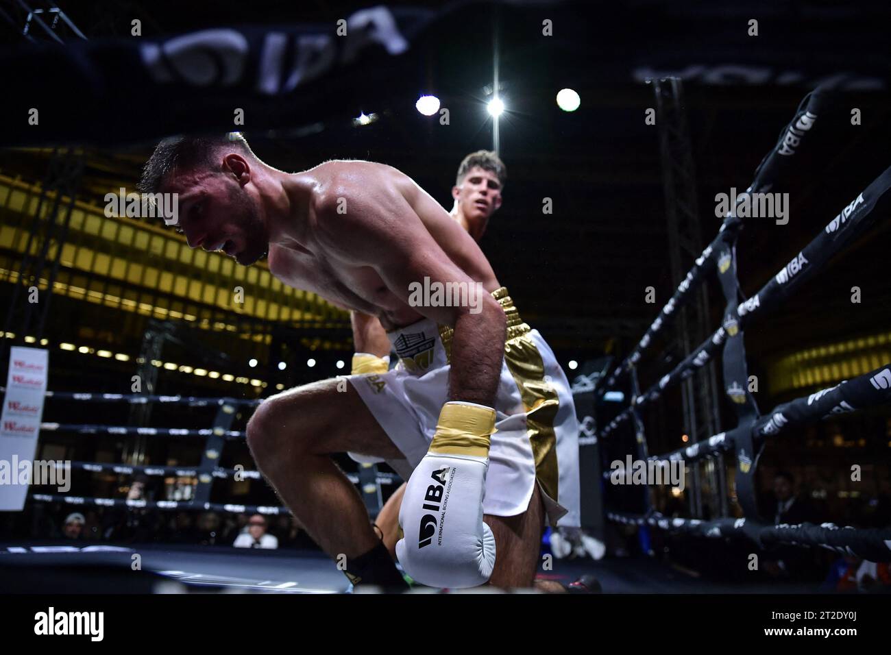 Paris, France. 18th Oct, 2023. Croat boxer Gabrijel Veocic (front ...