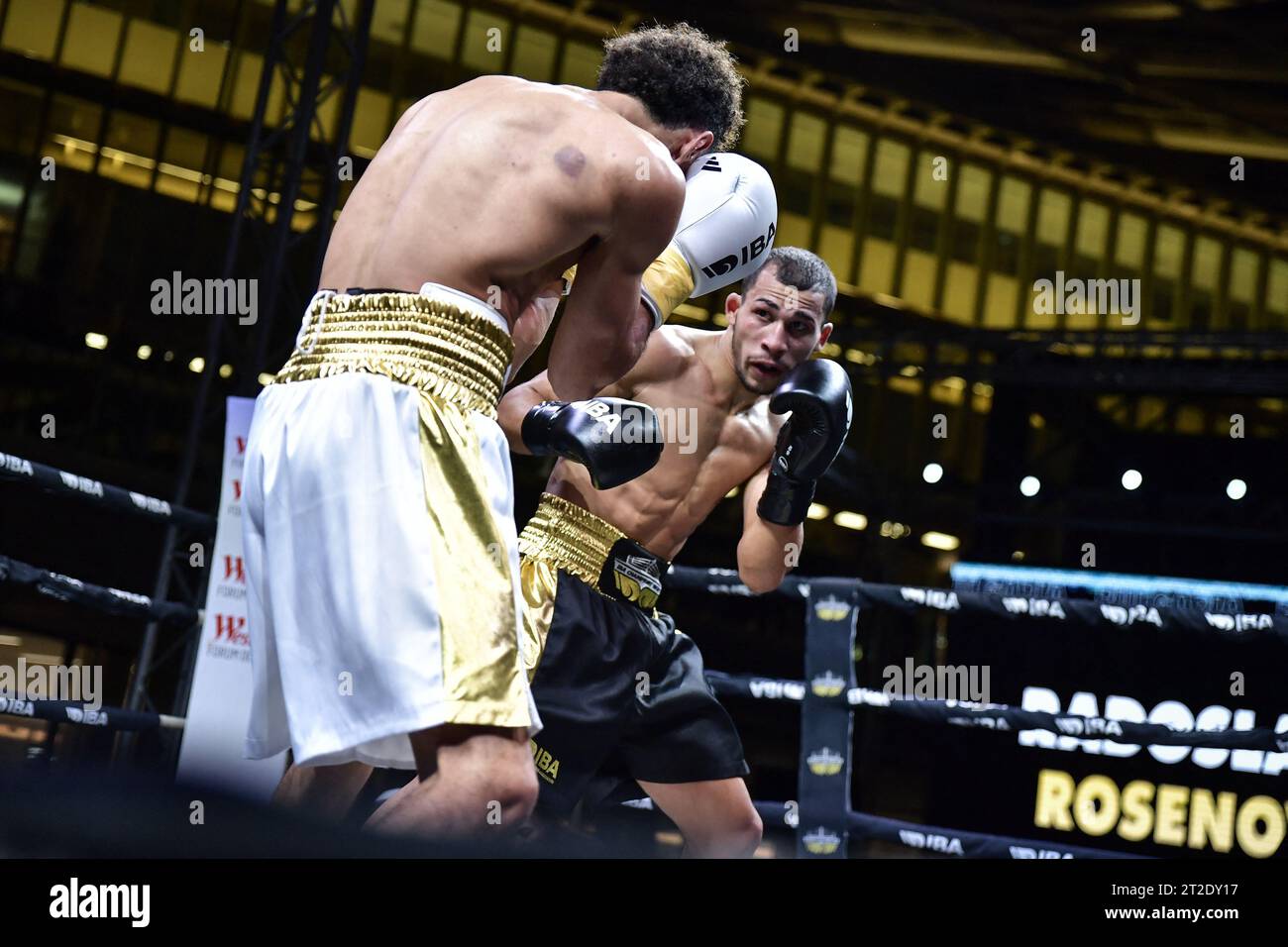 Paris, France. 18th Oct, 2023. French boxer Sofiane Oumiha (L) competes ...