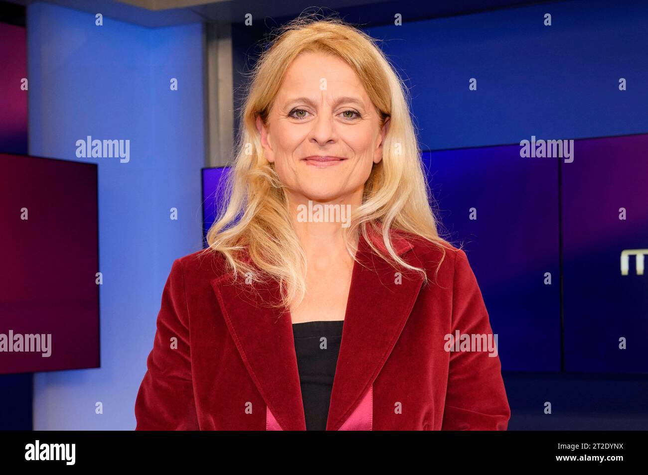 Kristina Dunz in der ARD-Talkshow maischberger im Studio Berlin ...
